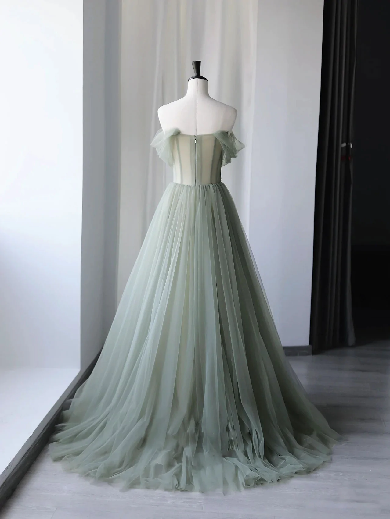 Elegant A-line Sweetheart Tulle Formal Prom Dress, Beautiful Long Prom ...